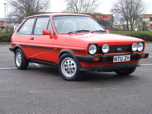 1982 Ford XR2 – Retro Rides Dubai